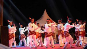 Tari Seudati: Pengertian, Sejarah, Keunikan, Fungsi, dan Gerakannya ...